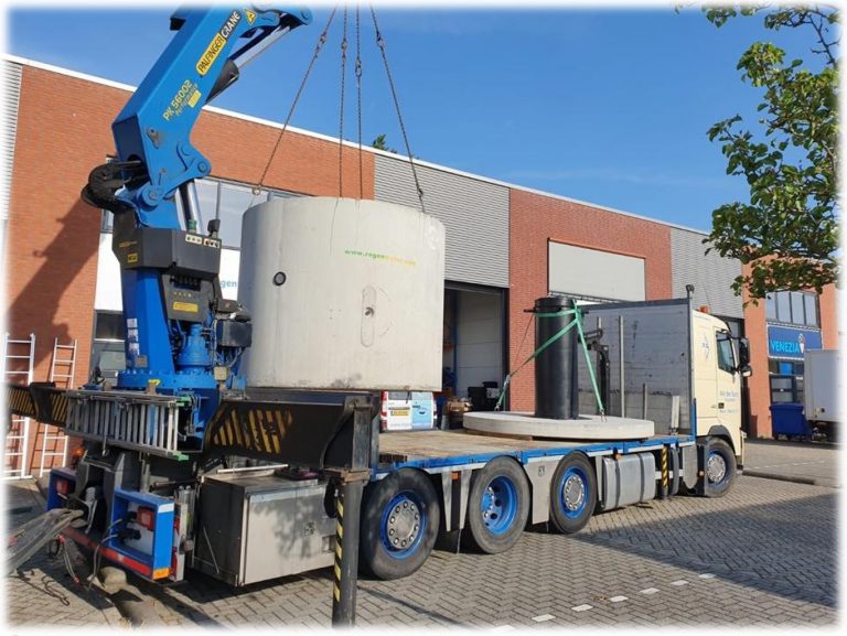 Pompput Beton, prefab betonput voor opslaan van regenwater