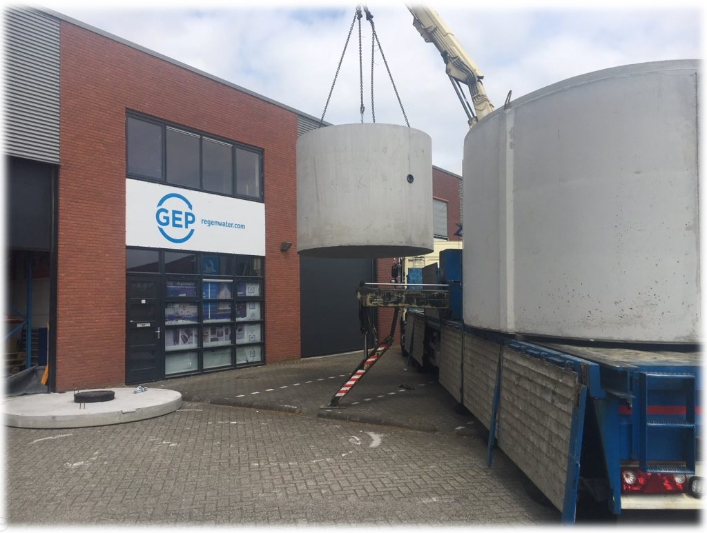 Pompput Beton, prefab betonput voor opslaan van regenwater